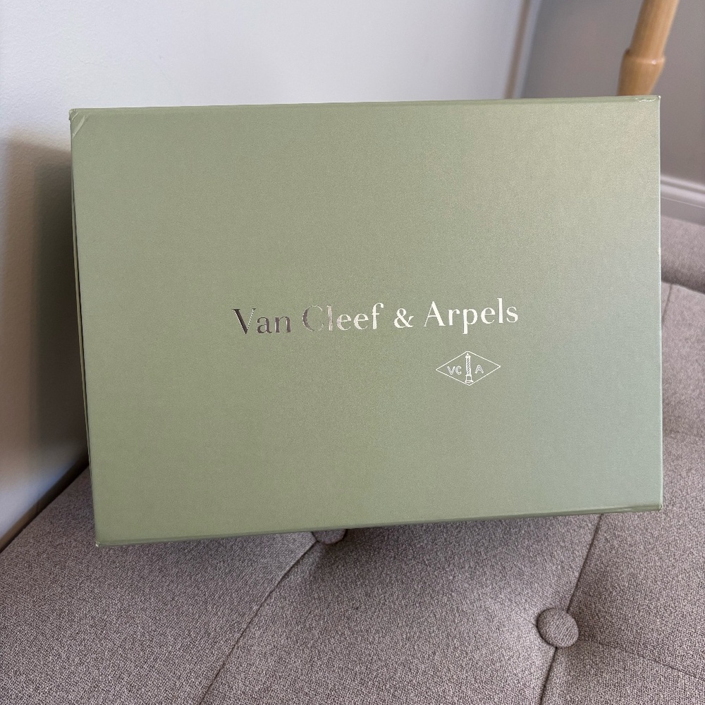 Van Cleef & Arpels Empty Box - Gem